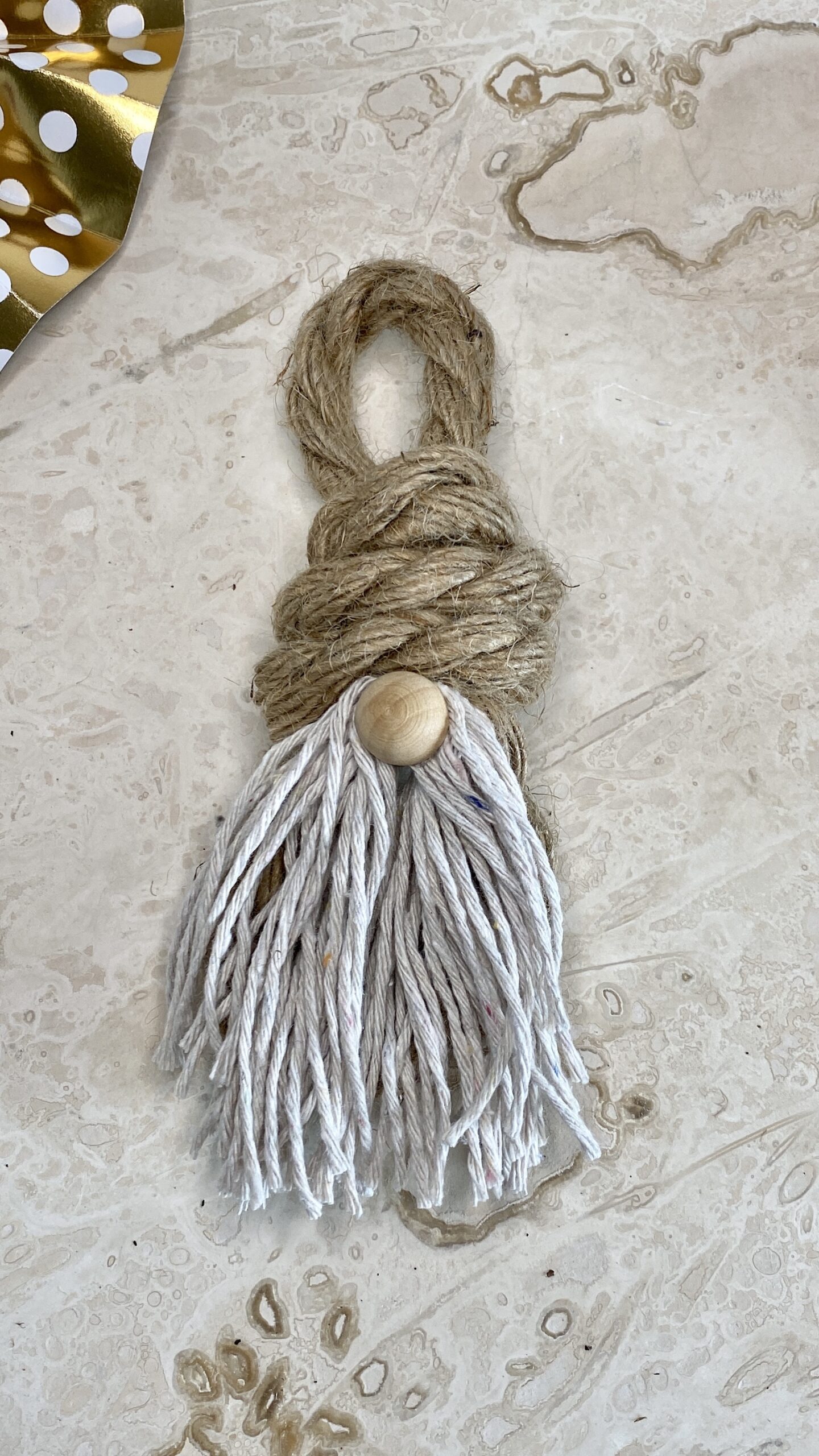 Rope Gnomes: DIY Gnomes Ornaments With Rope - Hootshack