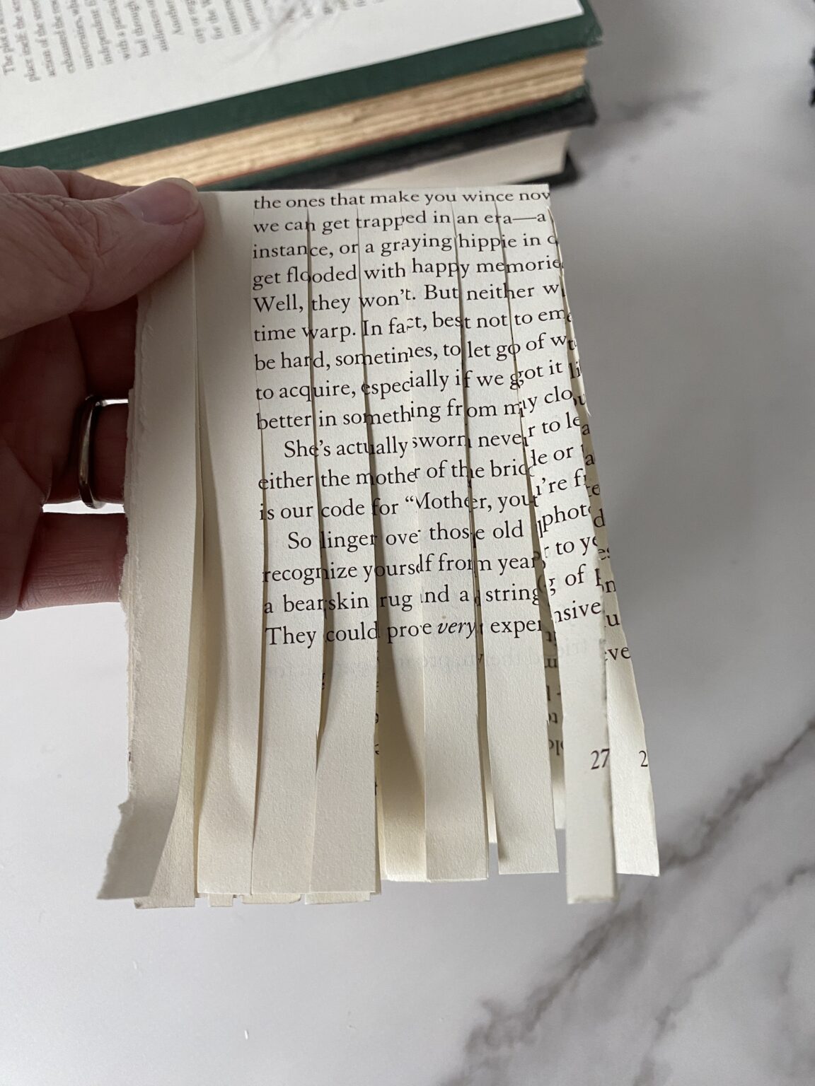 How To Make A Bow Out Of Wrapping Paper 4 Easy Ways | Video Included