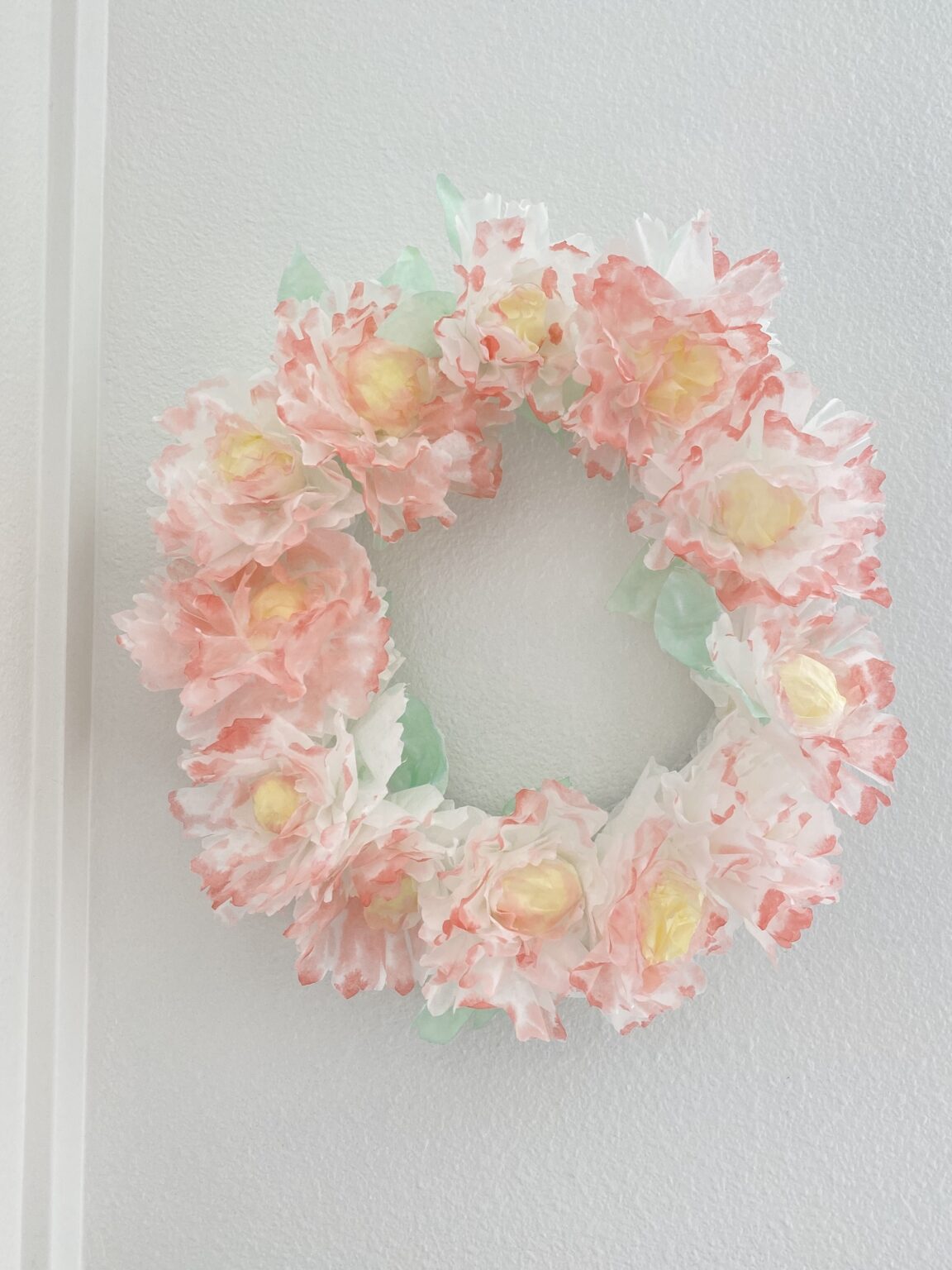 How To Make A Coffee Filter Wreath DIY (2 Easy Tutorials)
